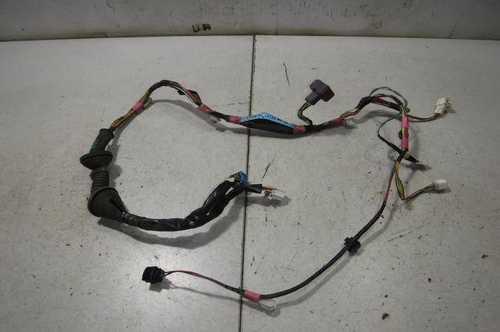 Проводка двери Toyota Corolla E12