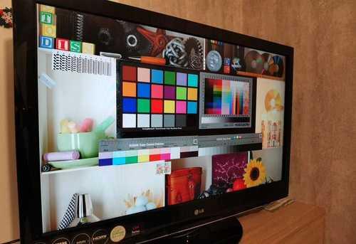 Телевизор 42" LG 42LD425