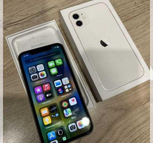 iPhone 11, 64 ГБ