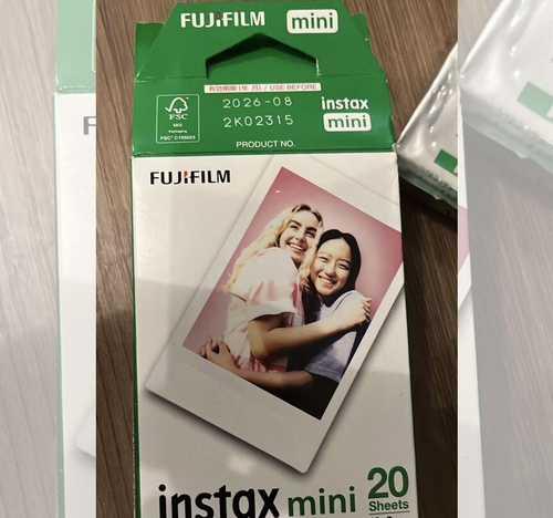 Катриджи instax mini 12