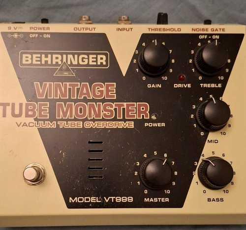 Behringer vt999