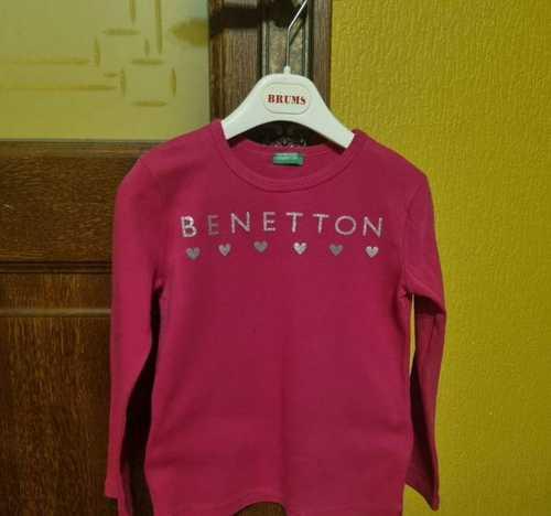 Лонгслив для девочки 110 см Benetton