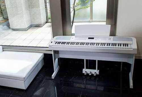 Профе пианино Yamaha DGX-670WH от производителя