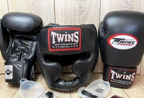 Боксерские перчатки, шлем кожаные