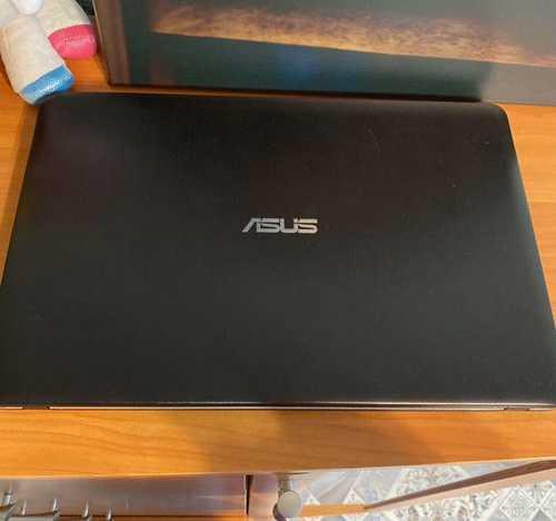 Ноутбук asus