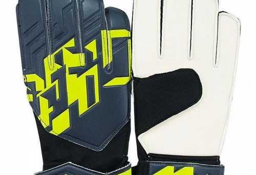 Перчатки вратарские umbro veloce glove зеленые