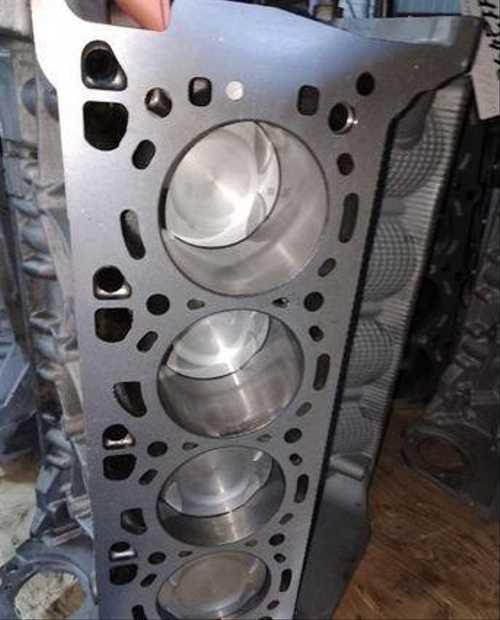 Шорт Блок N63B44A BMW 4.4 X5 X6 650I 550I E70 2008
