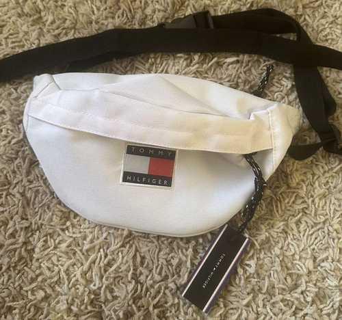 Поясная сумка tommy hilfiger
