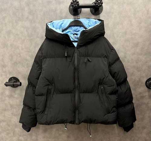 Пуховик Prada женский