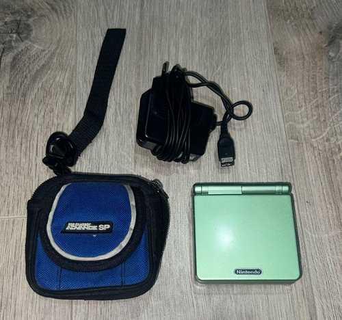 Gameboy advance sp   11 картриджей