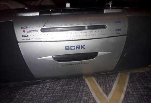 Кассетный магнитофон bork