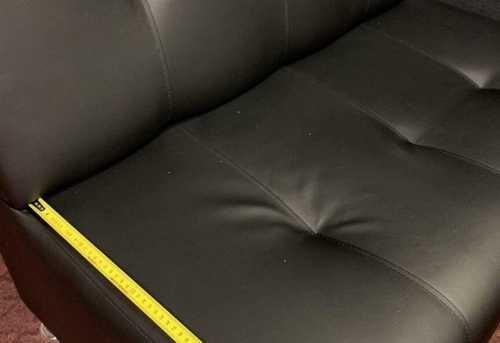 Офисный кожаный диван
