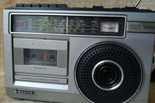 Магнитола Sanyo National Panasonic FM 88-108