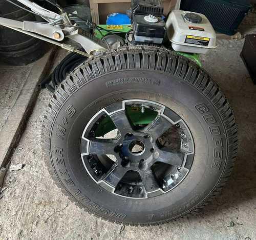 Cooper Discoverer M S 265/70 R16