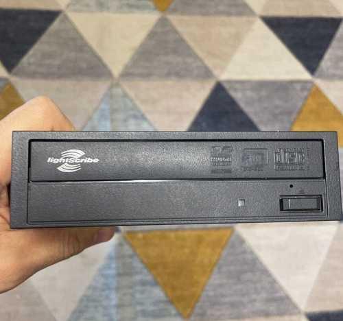 Dvd привод SATA