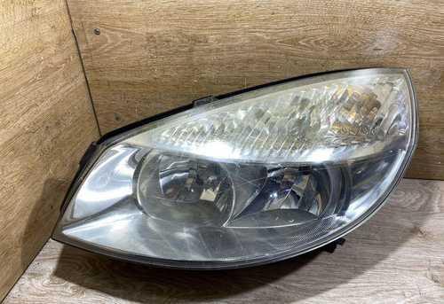 Фара передняя левая Renault Scenic 2 дорест 142531