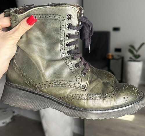 Ботинки женские 35-36