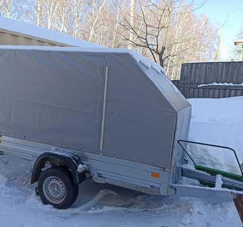 Прицеп на легковой автомобиль