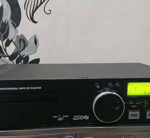 Проф CD Player Numark MP102