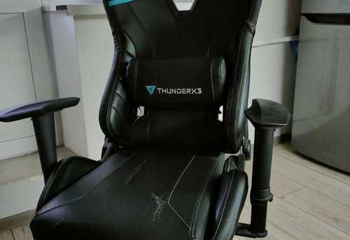 Компьютерное кресло thunderx3