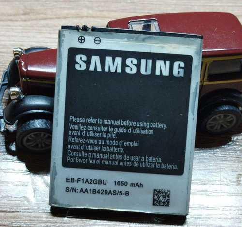 Samsung EB-F1A2GBU. 3 контакта. Аккумулятор