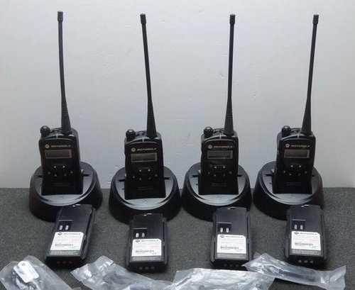 Комплект Motorola Radius CP125