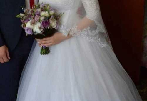 Свадебное платье белое 44-46