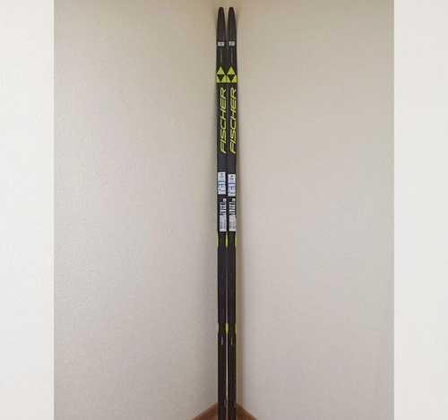 Беговые лыжи Fischer speedmax cl 207cm / 75-85kg