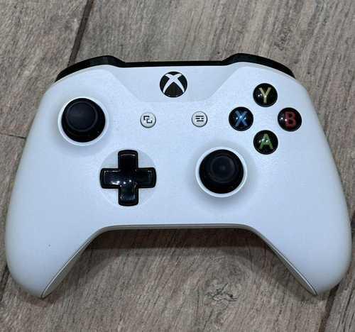 Контроллер xbox one white