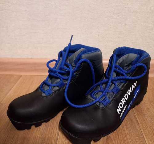 Лыжные ботинки Nordway Narvik 36 р