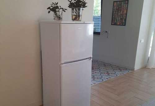 Холодильник двухкамерный бирюса