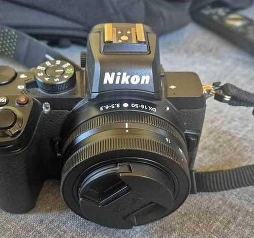 Продам фотоаппарат Nikon Z50