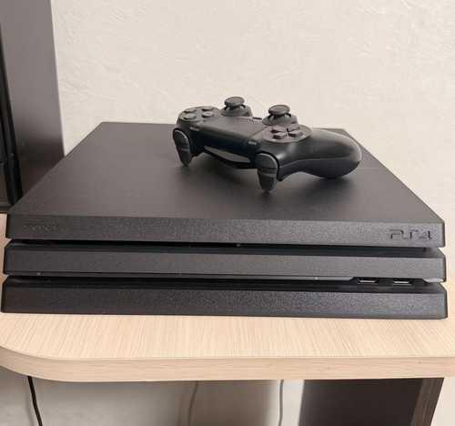 Sony Playstation 4 Pro, 1000 ГБ