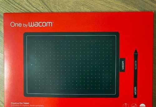 Графический планшет Wacom One by Wacom Medium