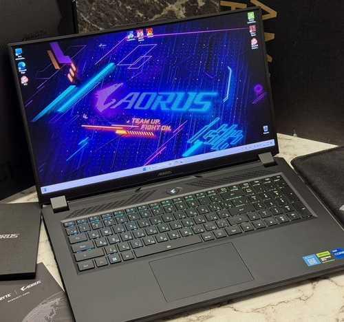 Aorus 17.3 360Гц RTX 4060/I5-12500H/16Ram/SSD