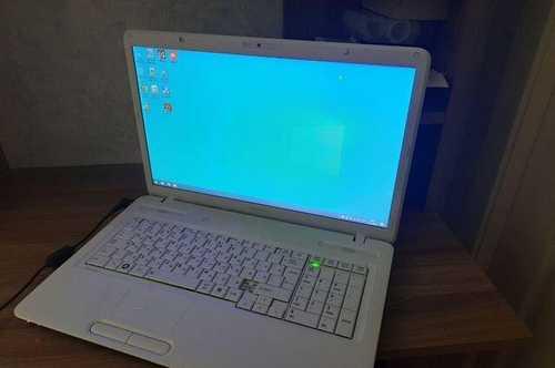 Ноутбук 17.3 " Toshiba /i3 /6Gb /SSD 240GB/ 520M