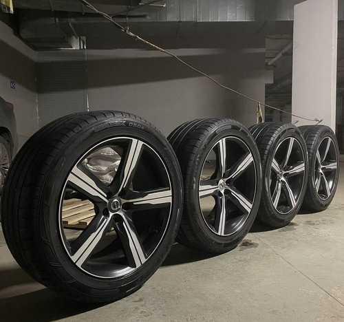 Комплект колес Volvo XC90 R-Design R20