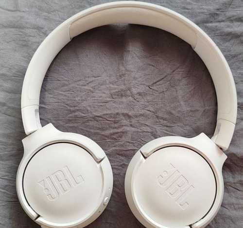 Беспроводные наушники jbl tune 510bt белые