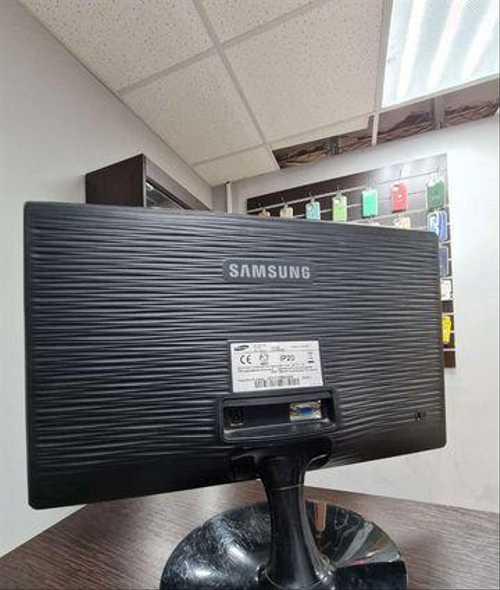 Монитор Samsung LS19A300