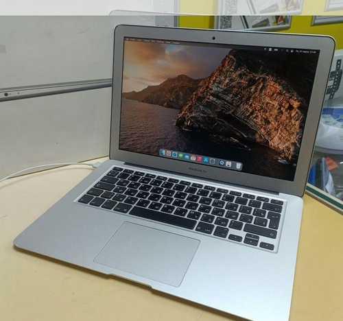 Ноутбук Apple Macbook Air 13 2013 (Че4)