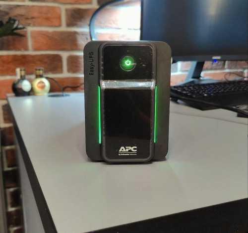 Ибп APC Easy-UPS BVX700LI