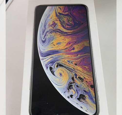 Коробка от iPhone Xs max с проводом и зарядкой