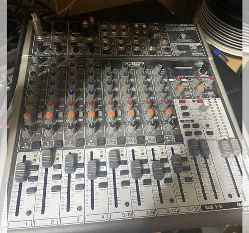 Микшерный пульт behringer xenyx X1622USB
