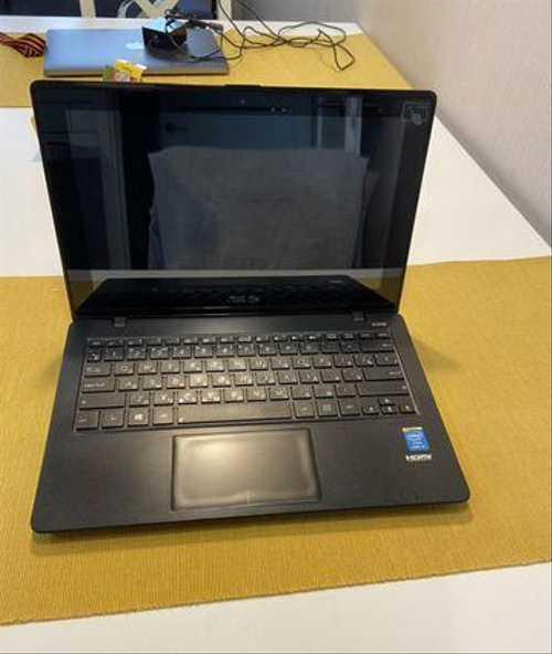 Asus x200l