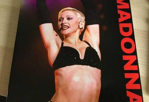 Madonna. The Illustrated Biography