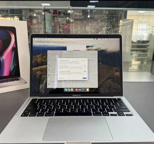 Apple macbook pro 13 2022 m2