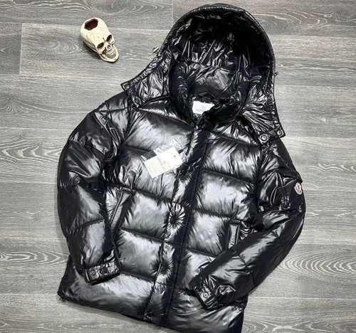 Зимние куртки Moncler