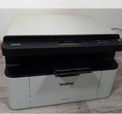 Мфу Brother DCP-1510R