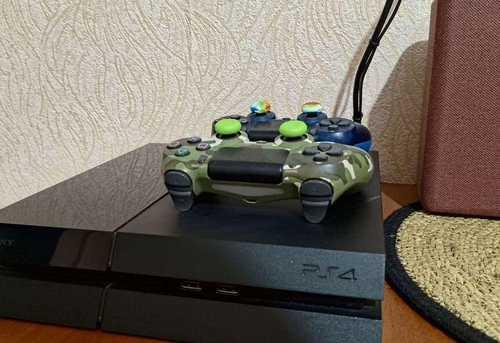 Игровая консоль Sony PS4 + игры