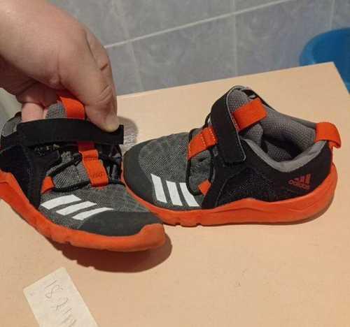 Кроссовки детские adidas